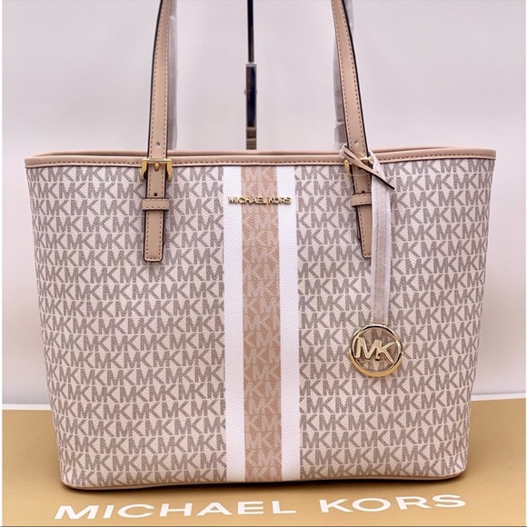 Michael Kors | Bags | New Michael Kors Jet Set Travel Mediumcarryall ...